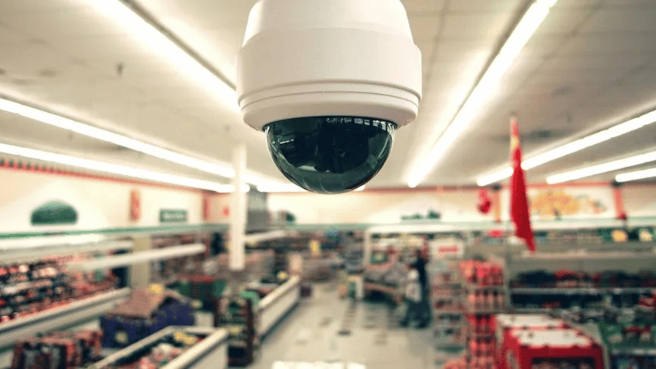 10 Key Features of Effective Retail Security Cameras